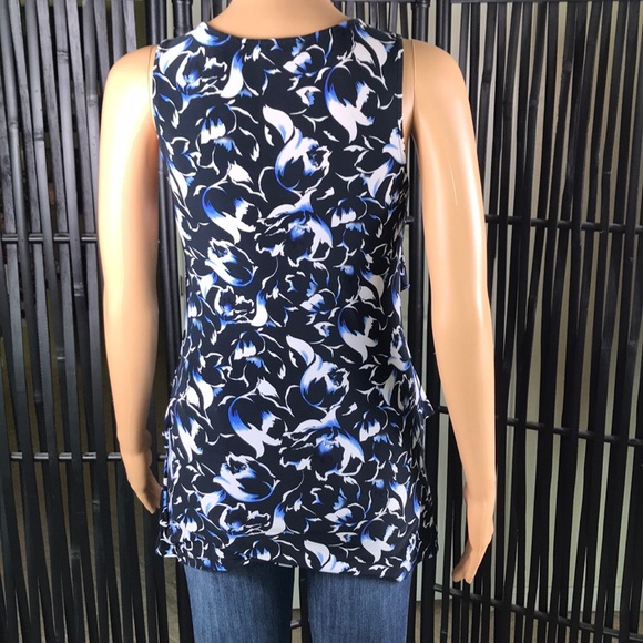 White House Black Market | Tops | Whbm Black Blue Floral Front Ruffle ...